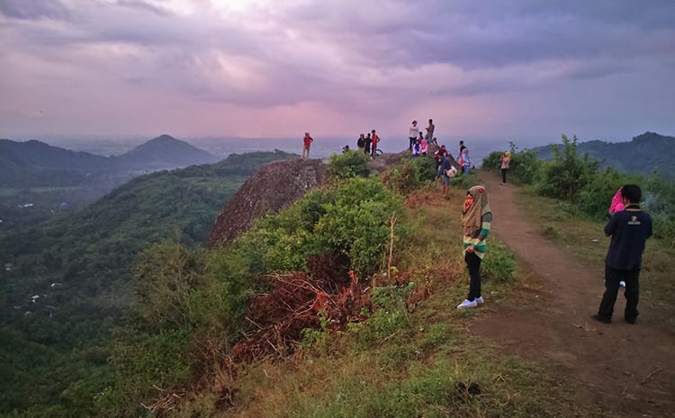 Bukit Indah Itu Bernama Batu Idung